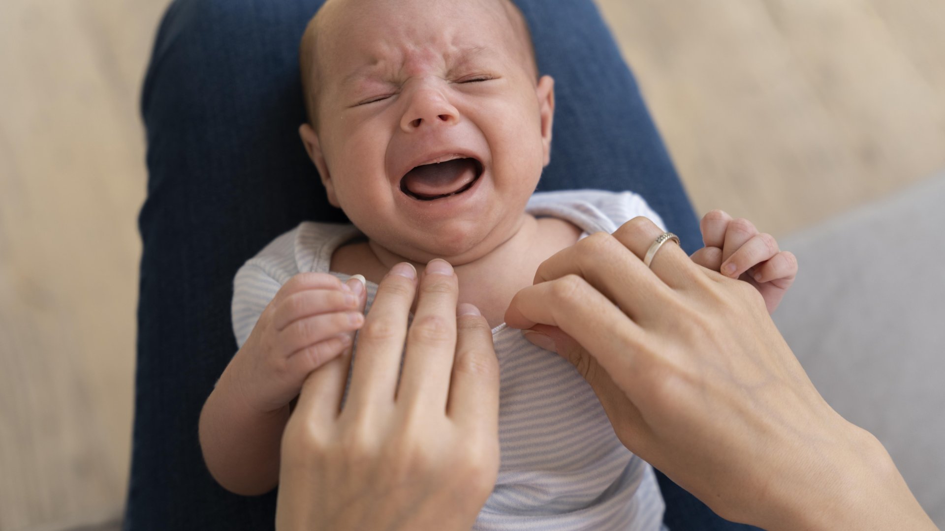 Refluks u niemowlaka – objawy, przyczyny, rozpoznanie