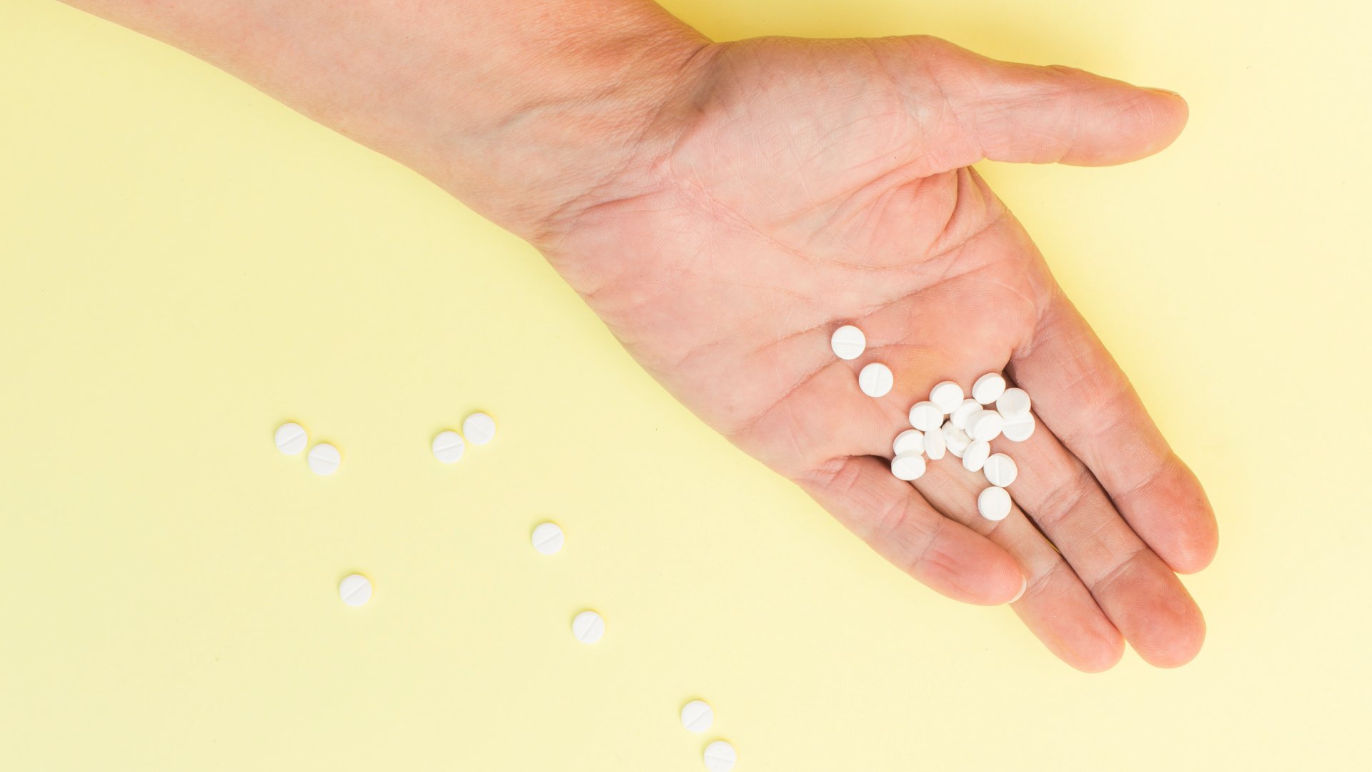 Jak wygląda leczenie parestezji? Jakie są skuteczne leki na drętwienie kończyn?